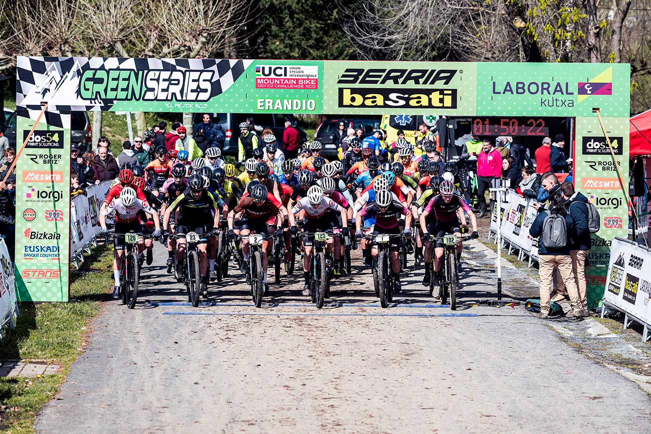 Álvaro Carral y Cristina Rico ganan en la apertura de las GREEN SERIES
